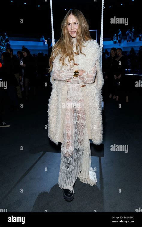 Paris Frankreich 04th Mar 2025 Elle Macpherson Attends Christian