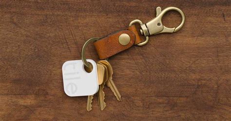 The New Tile Will Let You Find Your Keys Or Your Phone The Verge