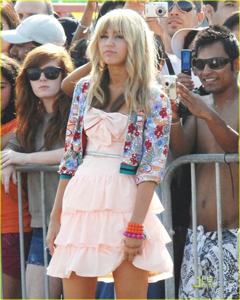 Miley Cyrus What A Fake Photo Photos Just Jared Entertainment News