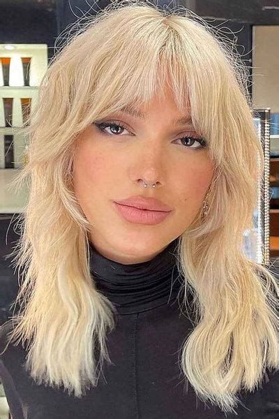 Bottleneck Bangs Vs Curtain Bangs Whats The Difference Hermosa Hair