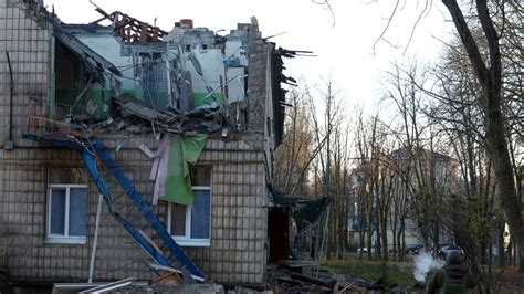 Российская армия атаковала Украину 75 беспилотниками В Киеве пострадали пять человек