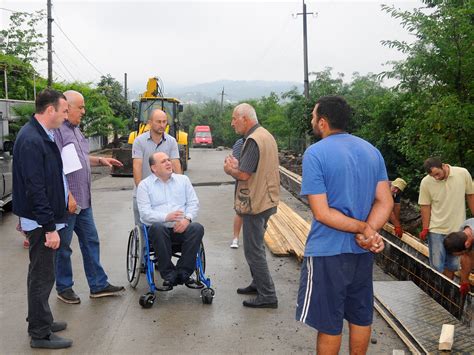 📌 ჩანტლაძის ქუჩაზე ზესტაფონის მუნიციპალიტეტის მერია