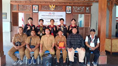 Edukasi Alat Cuci Tangan Berbasis Arduino Oleh Mahasiswa Umm Di Desa