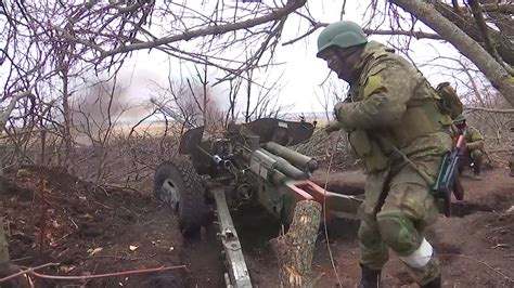 Артиллеристы ЗВО обрушились на противника огнем из орудий МТ 12 «Рапира ТРК Звезда Новости