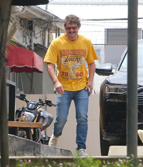 Pedro Pascal Looks Casual In A Vintage Lakers T Shirt Dad Jeans