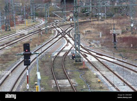 Es fährt ein Zug fährt nach Nirgendwo: Blick am Montag 22.01.2024 in ...