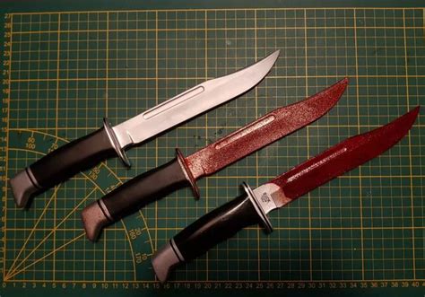 Ghostface Knives With Transfusion Blood