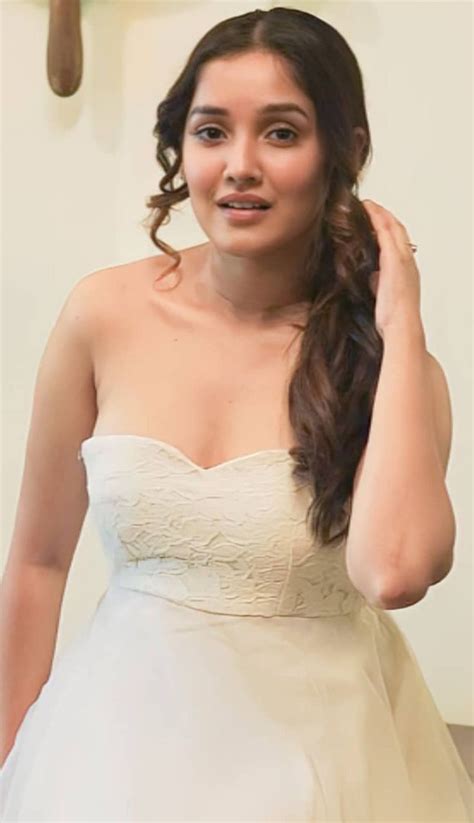 Pin On Anikha Kutty Nayan