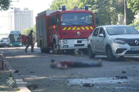 Суми під ворожим вогнем кількість загиблих та поранених зросла фото Читайте на Ukr Net