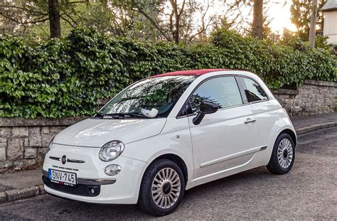 Dieser Fiat 500 Cabriolet Wurde In Mai 2021 Fotografiert