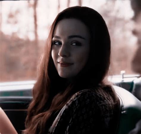 𝐋𝐈𝐋𝐘 𝐄𝐕𝐀𝐍𝐒 𝐏𝐎𝐓𝐓𝐄𝐑 Created By Lilyhufflepuffevans Rostros