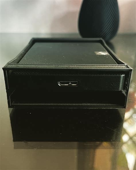 Free Stl File External Hdd Holder・3d Printing Model To Download・cults