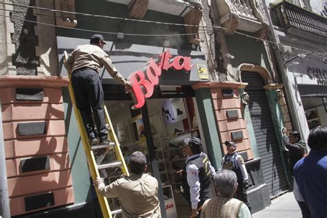 Inician Campaña Contra Contaminación Visual En Calle Santo Domingo