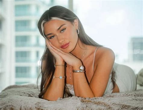 Mckinley Richardson Onlyfans Journey And Online Fame