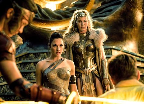 Wonder Woman And General Antiope Hd Wallpaper 2188x1585 Wallpaper Abyss