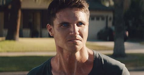 The Flash S Robbie Amell Gets Fired Up About New Sci Fi Project Code