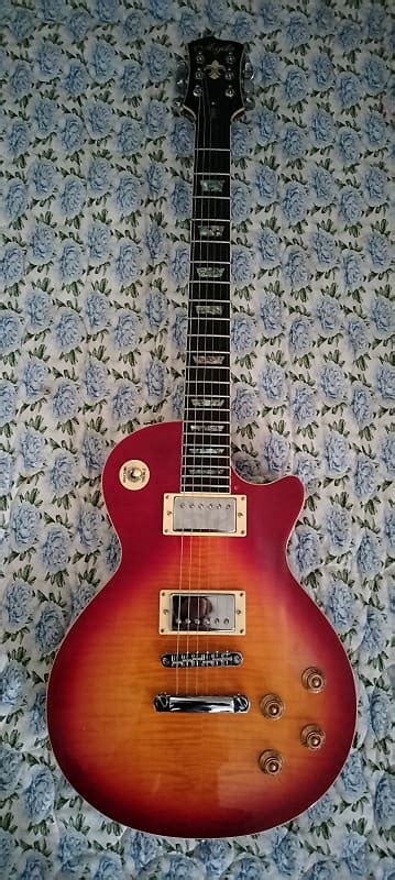 Agile Cherry Sunburst Reverb