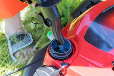 Where to Spray Starter Fluid Lawn Mower: An Essential Guide - Mowing.Expert