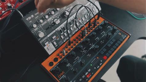 Behringer Crave Behringer Td3 Dub Step Youtube