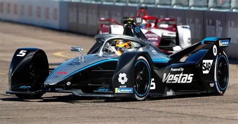 Exploring The Thrills Of Formula Racing F1 F2 F3 F4 And Fe Demystified Classico Motors Club