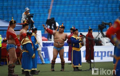 ФОТО Үндэсний их баяр наадмын хүчит бөхийн барилдааны ГУРВЫН ДАВАА