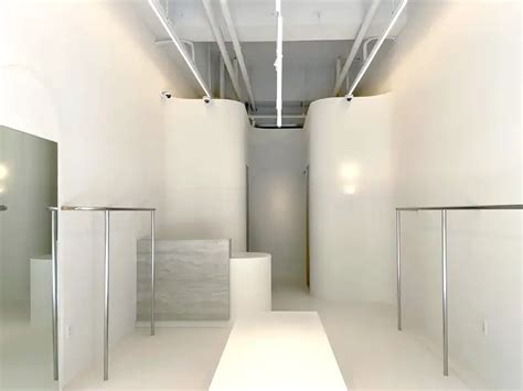 화이트톤 미니멀 모던 컨셉 17평 여성 옷가게 인테리어 화성 새솔동