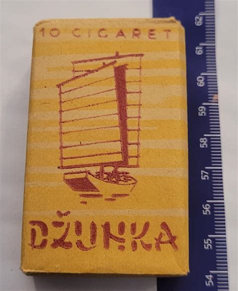 Starý Cigarety Džunka Aukro