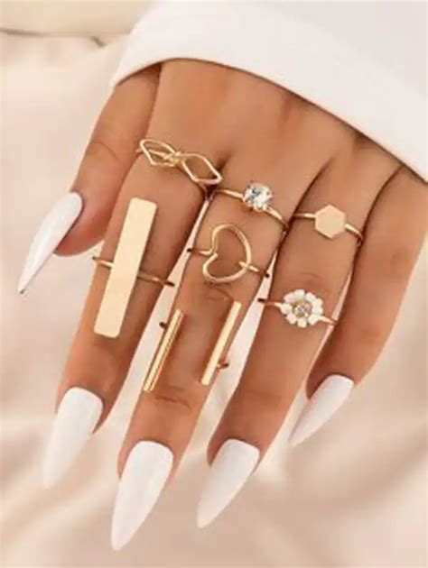 جدیدترین مدل انگشتر طلا زنانه انگشتر طلا 18 عیار شیک و مجلسی