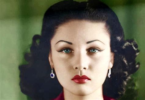 سفر به تاریخ؛ فوزیه و همسر دوم اش اسماعیل شیرین بیک؛ دهه 30