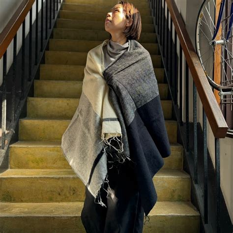 hint hint - STOLE 04 2トーンカラー大判ストール | clever elephant