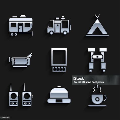 열린 성냥갑과 성냥 비니 모자 커피 컵 쌍안경 워키 토키 시네마 카메라 관광 텐트 및 Rv 캠핑 트레일러 아이콘을 설정합니다 벡터 검은색에 대한 스톡 벡터 아트 및 기타