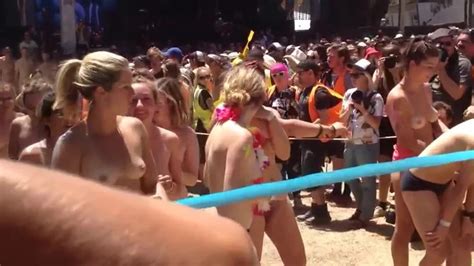 Sexy Girls Waiting To Run A Nude Marathon Nudism Porn At ThisVid Tube