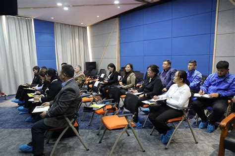 Улсын төсвийн хөрөнгө оруулалтаар он дамжин баригдаж буй барилга байгууламжуудын асуудлаар