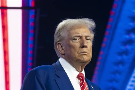 Трамп угрожает Зеленскому и снимает санкции с русских олигархов обновлено 00 13 — Haqqin