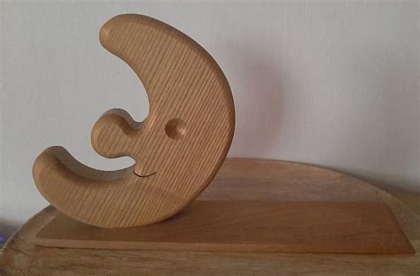 Деревяна статуетка — цена 95 грн в каталоге Статуэтки Купить товары для дома и быта по