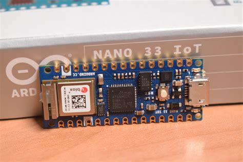 Arduino Nano 33 IoT WebServer Fattelo Da Solo