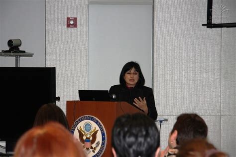 Iverieli ია გორგიშელი სიტყვით გამოსვლის დროს