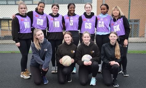 Caroline Chisholm School Sixth Form Netball Friendly 22 11 22