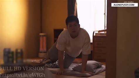 After A Couples Fight She Opened A 10cm Diameter Hole In The Wall And