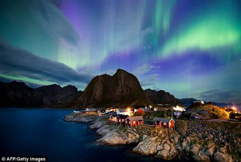 Scientists Observe Electron Showers That Cause Auroras Daily Mail Online