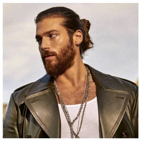 Can Yaman, "very excited" about what awaits him after confinement