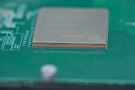 国产cpu里程碑！龙芯3a6000图赏 快科技 科技改变未来