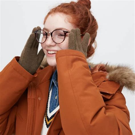 The Best Touchscreen Gloves 2023 Guide Popsugar Fashion