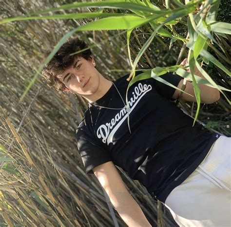 Pin By Tatum Paige On Chris Williams Chris Williams Pretty Boys Singer