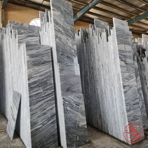 سنگ لایبید ابر و بادی