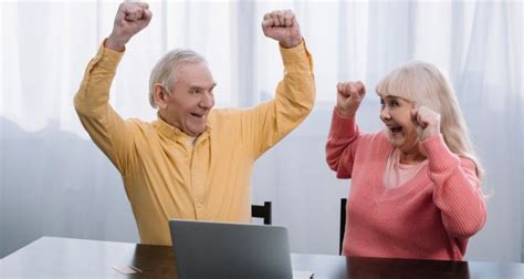 Платити податки тепер не потрібно безкоштовний проїзд та послуги ЖКГ