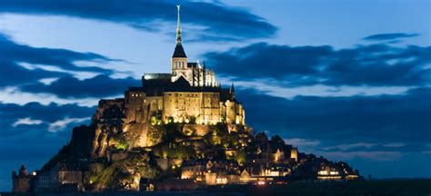 Мон Сен Мишел град среде море