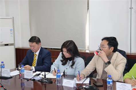 Хүнс Хүнсний аюулгүй байдлын Үндэсний лавлагаа лаборатори