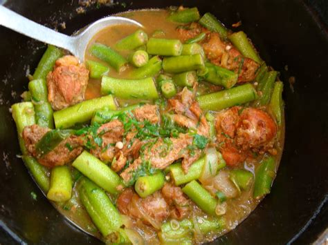 Moments Frango Com Quiabo