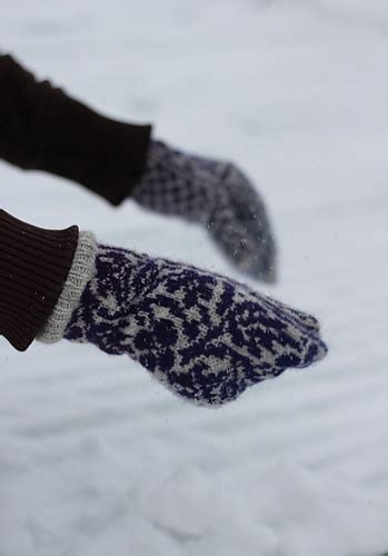 99 Best Images About Knitting Mittens On Pinterest Cross Patterns Ravelry And Norwegian